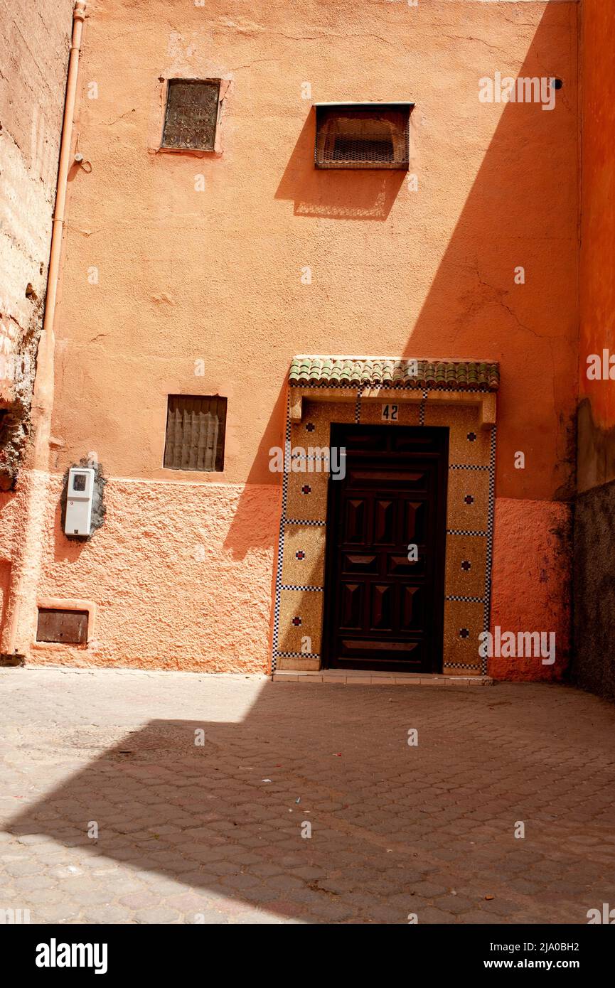 Daily life scene in the traditional Medina and zoco streets of ...