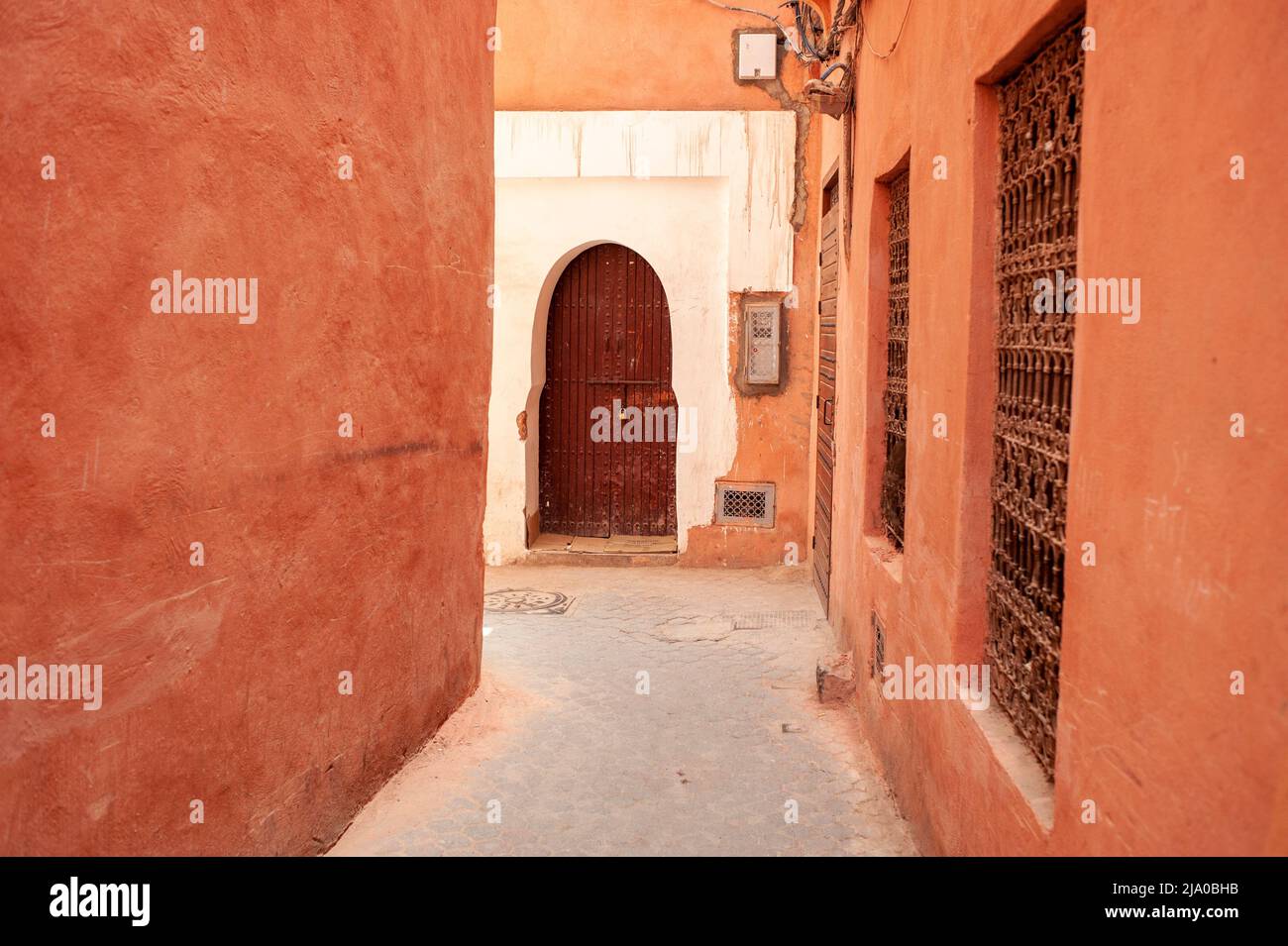 Daily life scene in the traditional Medina and zoco streets of ...