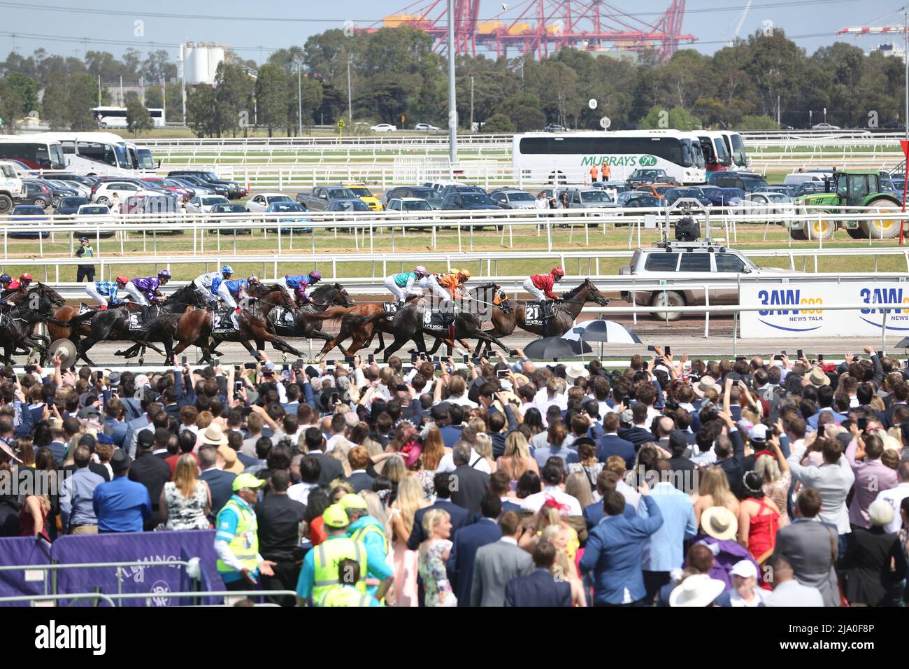 2018 Melbourne Cup Carnival - Lexus Melbourne Cup Day Stock Photo - Alamy