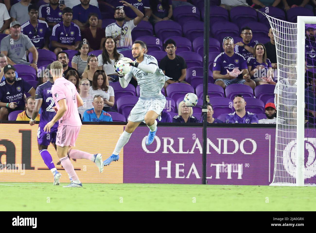 Orlando, FL: Inter Miami goalkeeper Drake Callender (27) makes a save ...