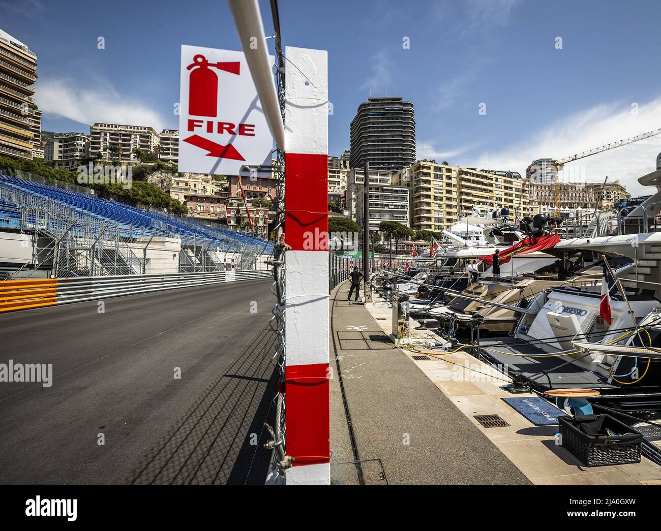 2022-05-26 11:36:40 MONTE-CARLO - The F1 circuit of Monaco ahead of the ...
