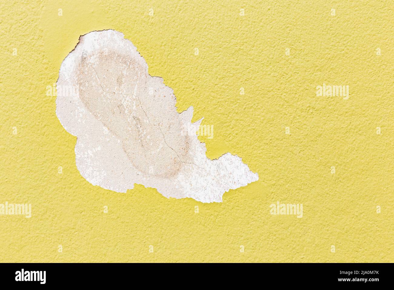 Flaking gold texture hi-res stock photography and images - Alamy