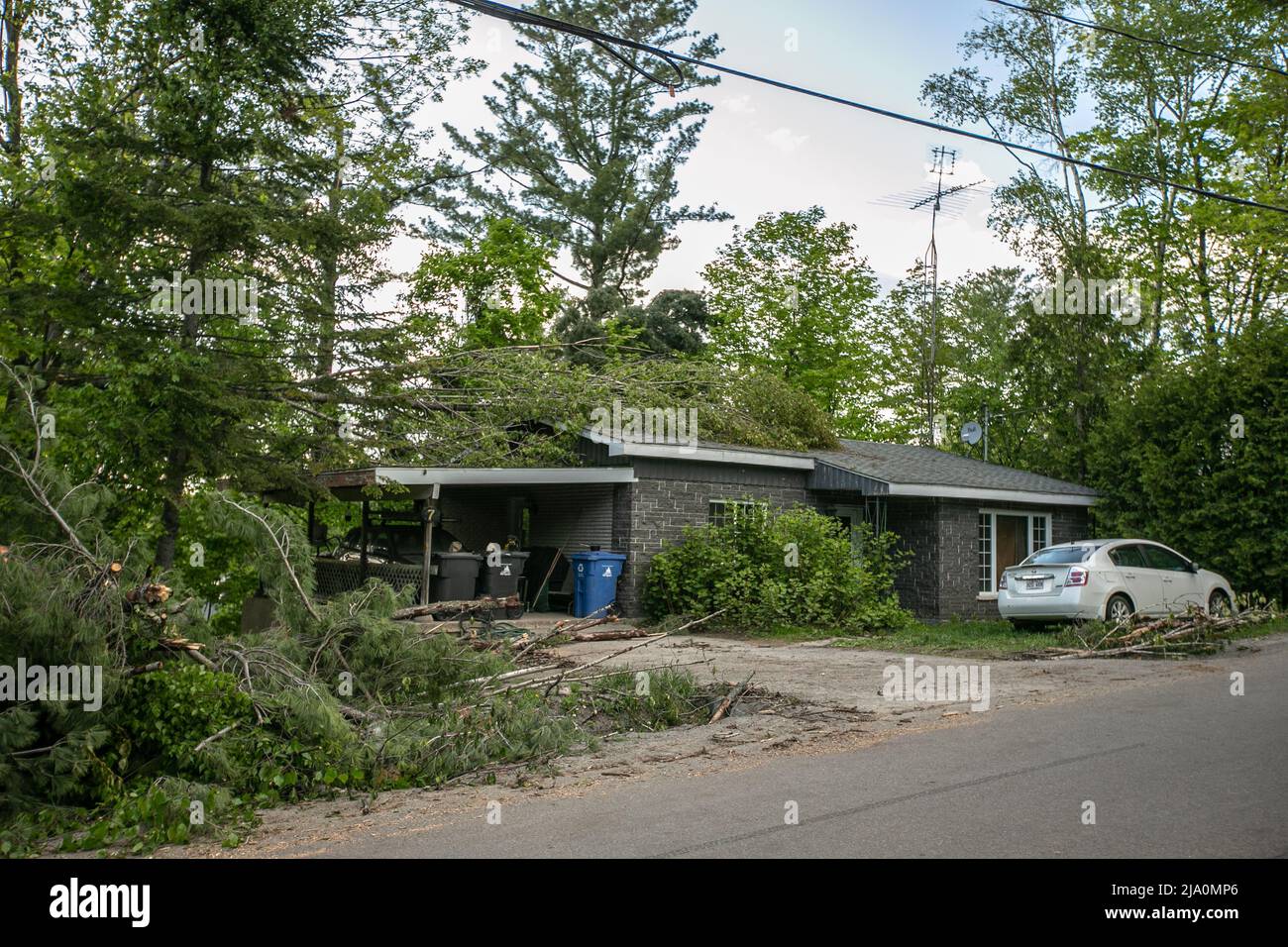 Wind destruction hi-res stock photography and images - Alamy