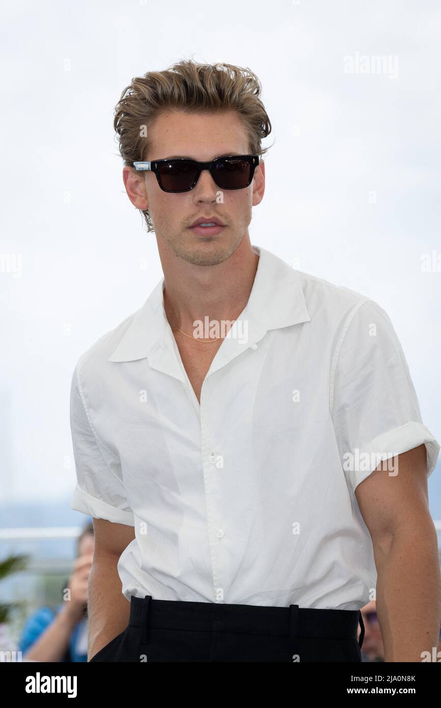 Cannes, France. 26th May, 2022. Austin Butler attend the photocall for ...