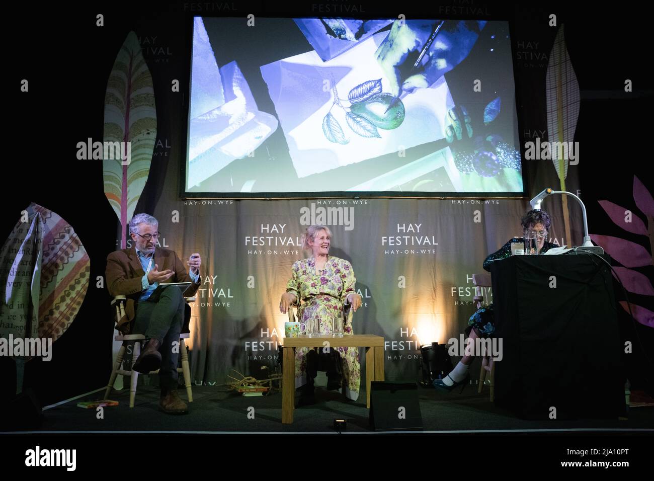 Hay-on-Wye, Wales, UK. 26th May, 2022. Adele Nozedar and Lizzie Harper ...