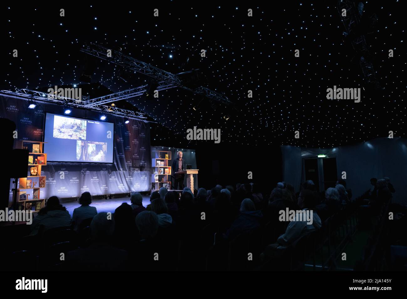 Hay-on-Wye, Wales, UK. 26th May, 2022. Michael Marriott discusses The ...