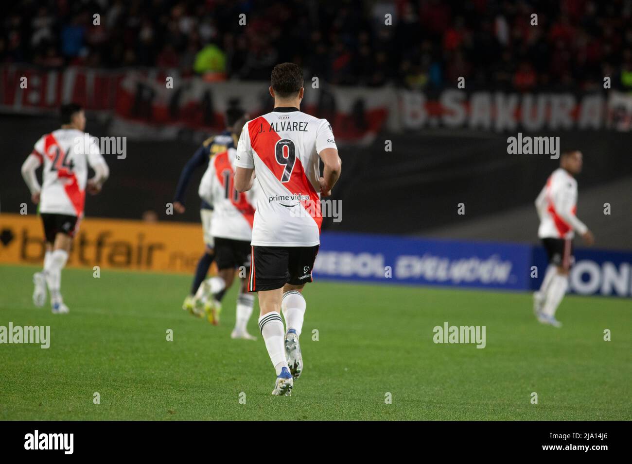 Football player julian alvarez hi-res stock photography and images - Alamy