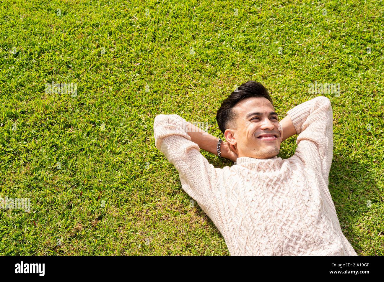 Summer happy smiling man casual hi-res stock photography and images - Alamy