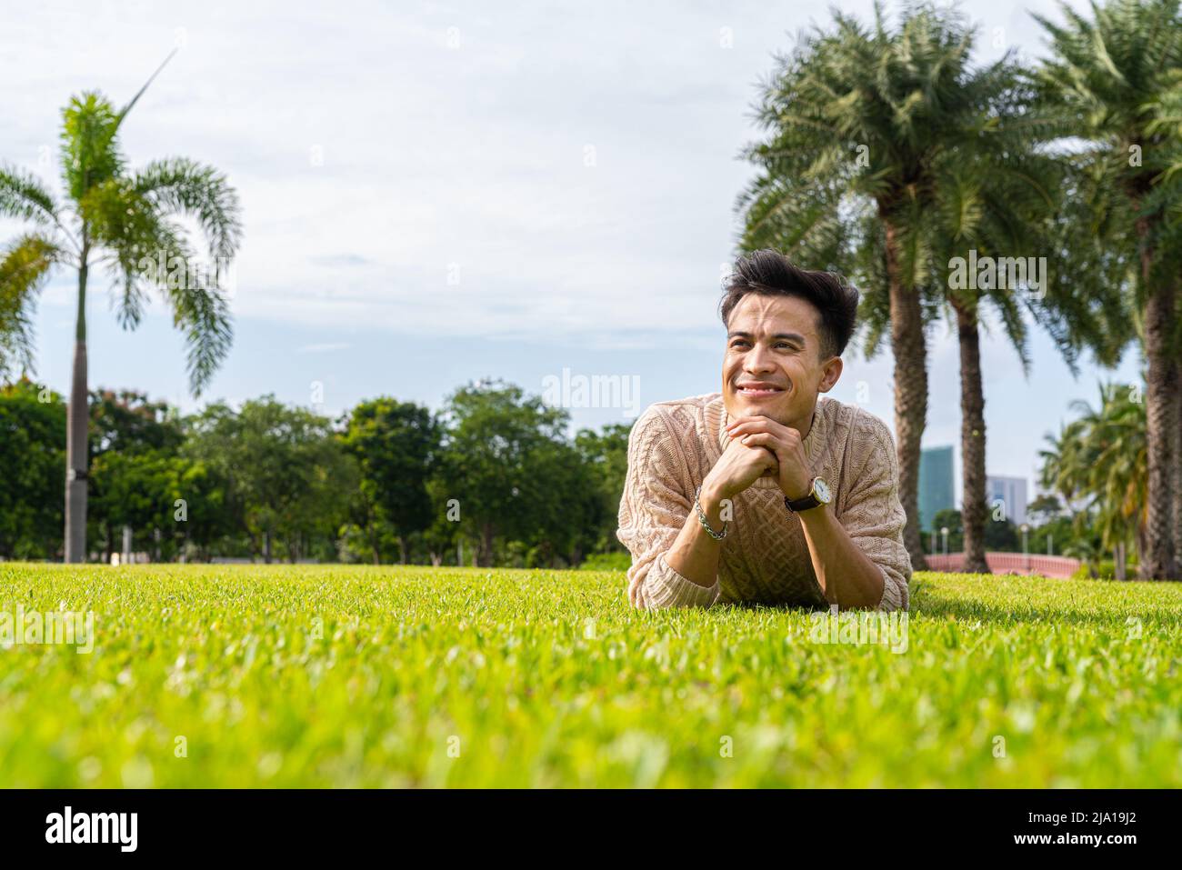 Summer happy smiling man casual hi-res stock photography and images - Alamy