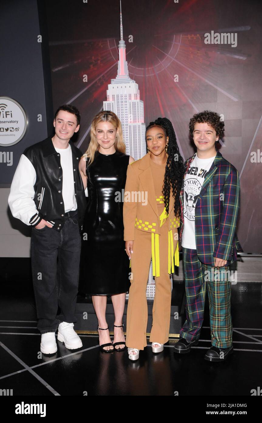 New York, US - 26 May 2022, Noah Schnapp, Cara Buono, Priah Ferguson ...