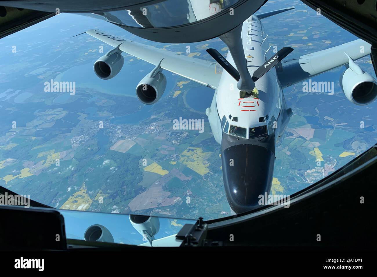 155th air refueling wing hi-res stock photography and images - Alamy