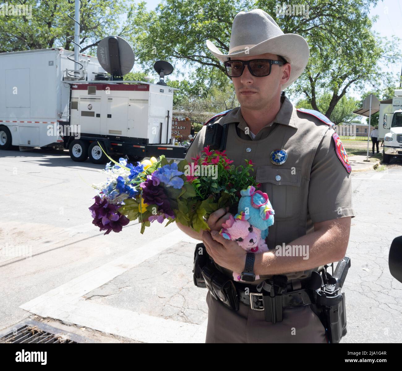 Uvalde, Texas, USA. 25th May, 2022. A Texas Department of Public Safety ...