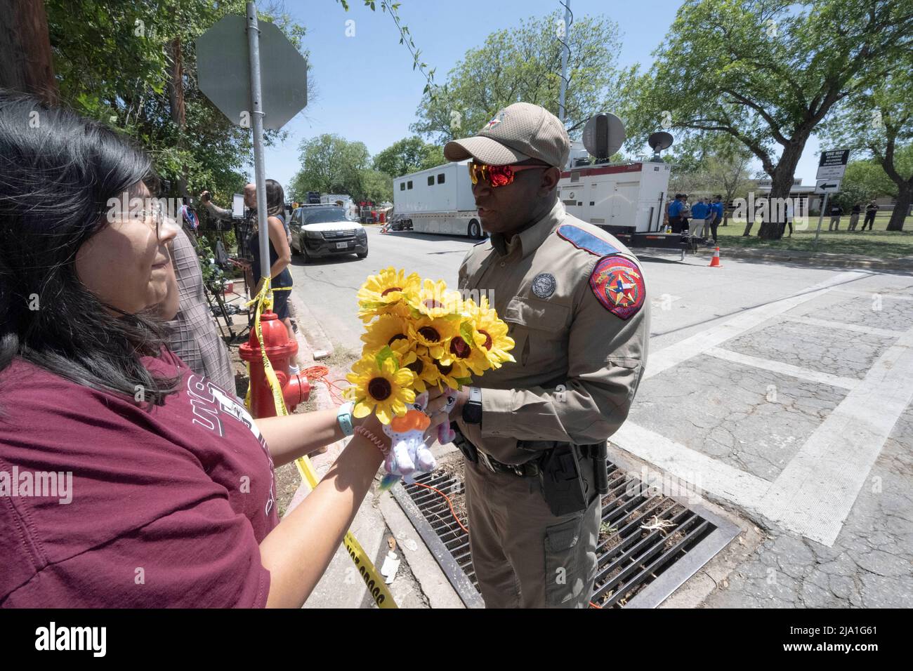 Uvalde, Texas, USA. 25th May, 2022. ROSA GONZALEZ of Uvalde delivers ...