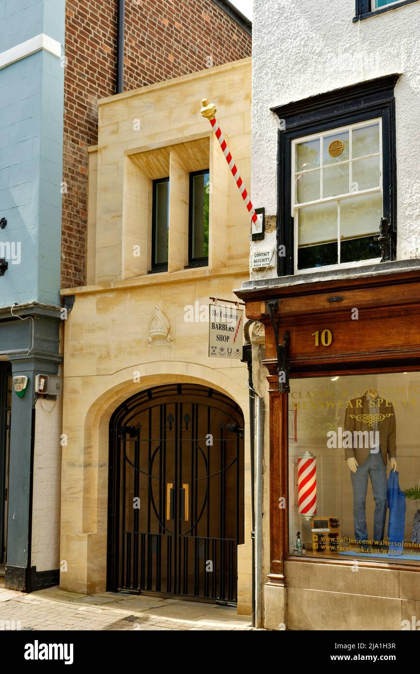 Turl street lincoln college library hi-res stock photography and images ...
