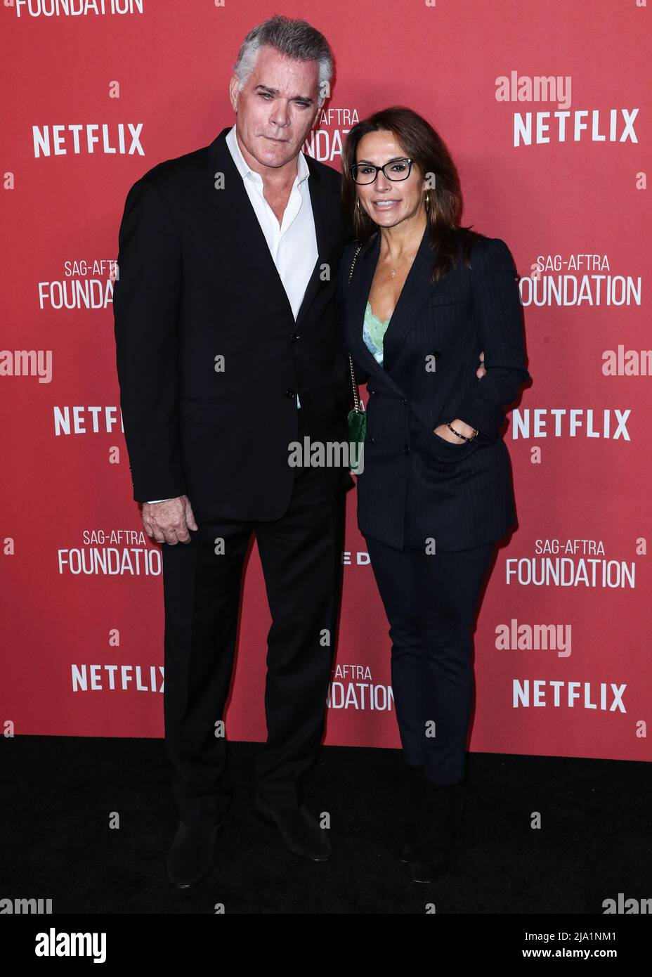 Ray liotta wife michelle hi-res stock photography and images - Alamy