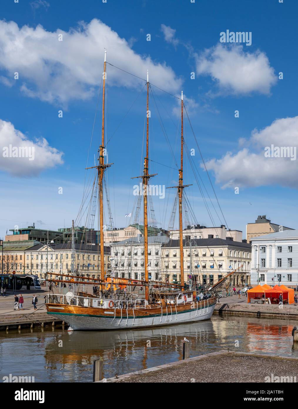 Helsinki Market Square Stock Photo - Alamy