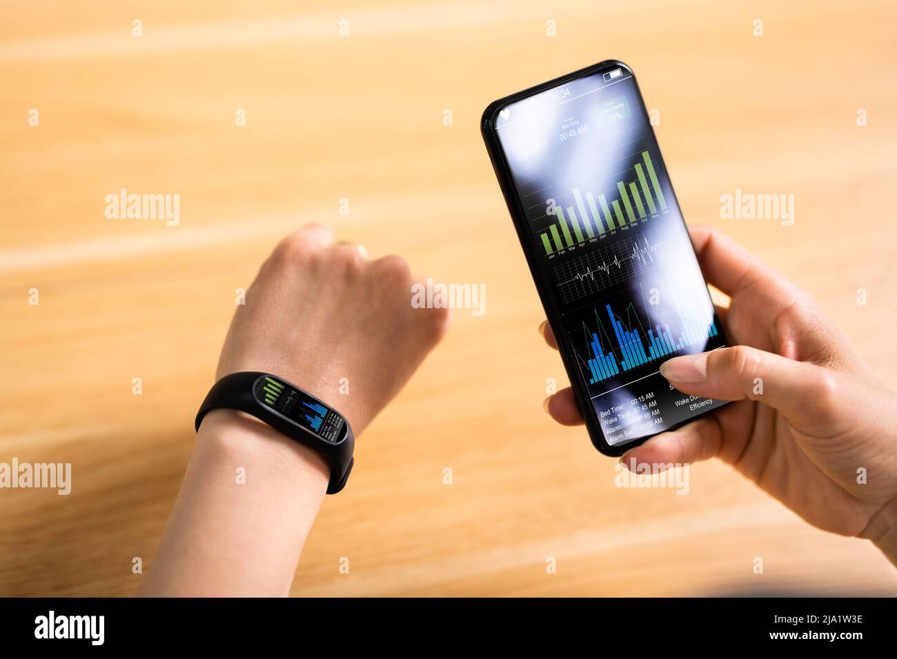 Heart rate graph hi-res stock photography and images - Alamy