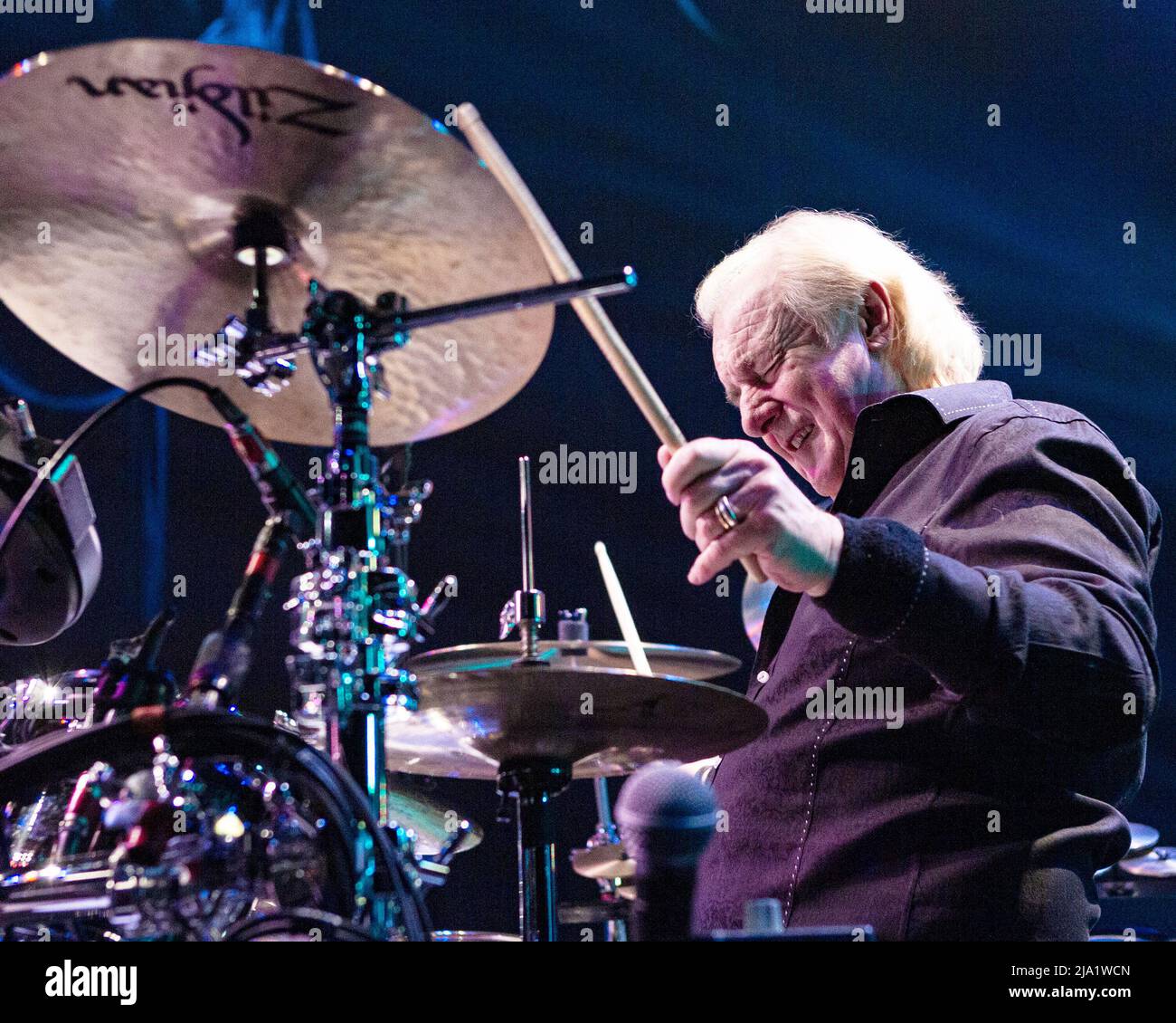 Drummer Alan White performs with YES at Hard Rock Live in Hollywood ...