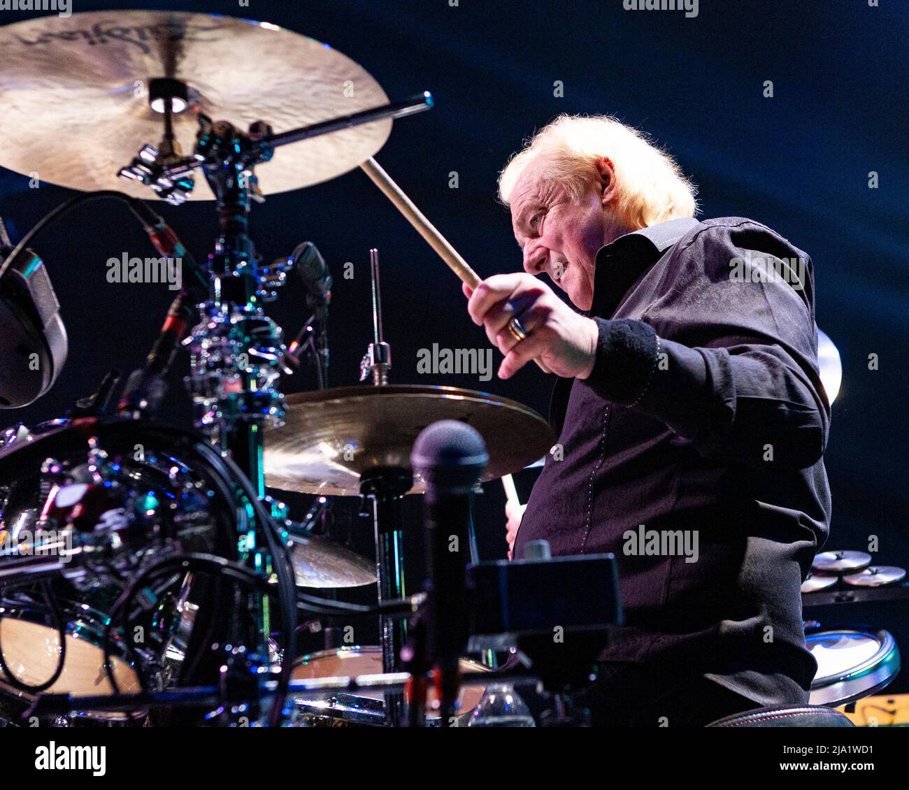 Drummer Alan White performs with YES at Hard Rock Live in Hollywood ...
