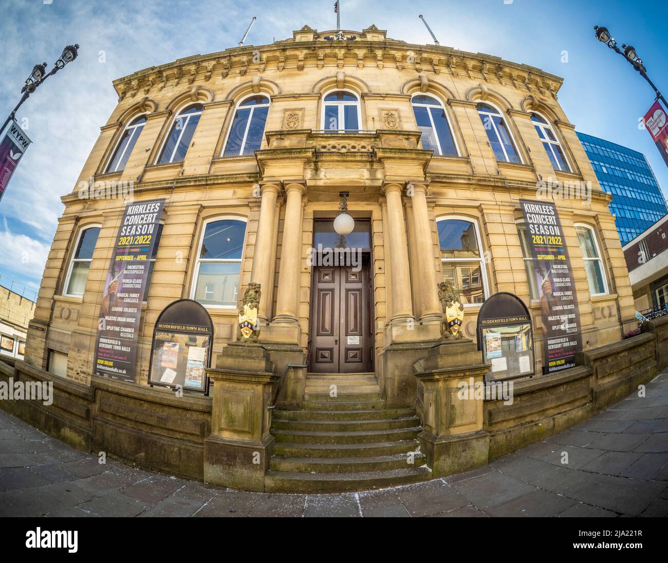 Curved perspective hi-res stock photography and images - Alamy