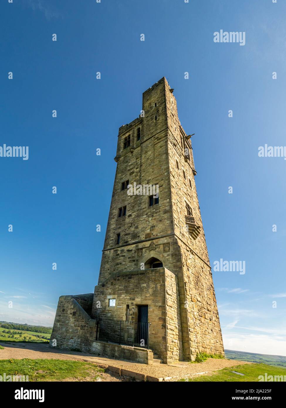 Victoria Tower, Castle Hill. Huddersfield. West Yorkshire Stock Photo ...