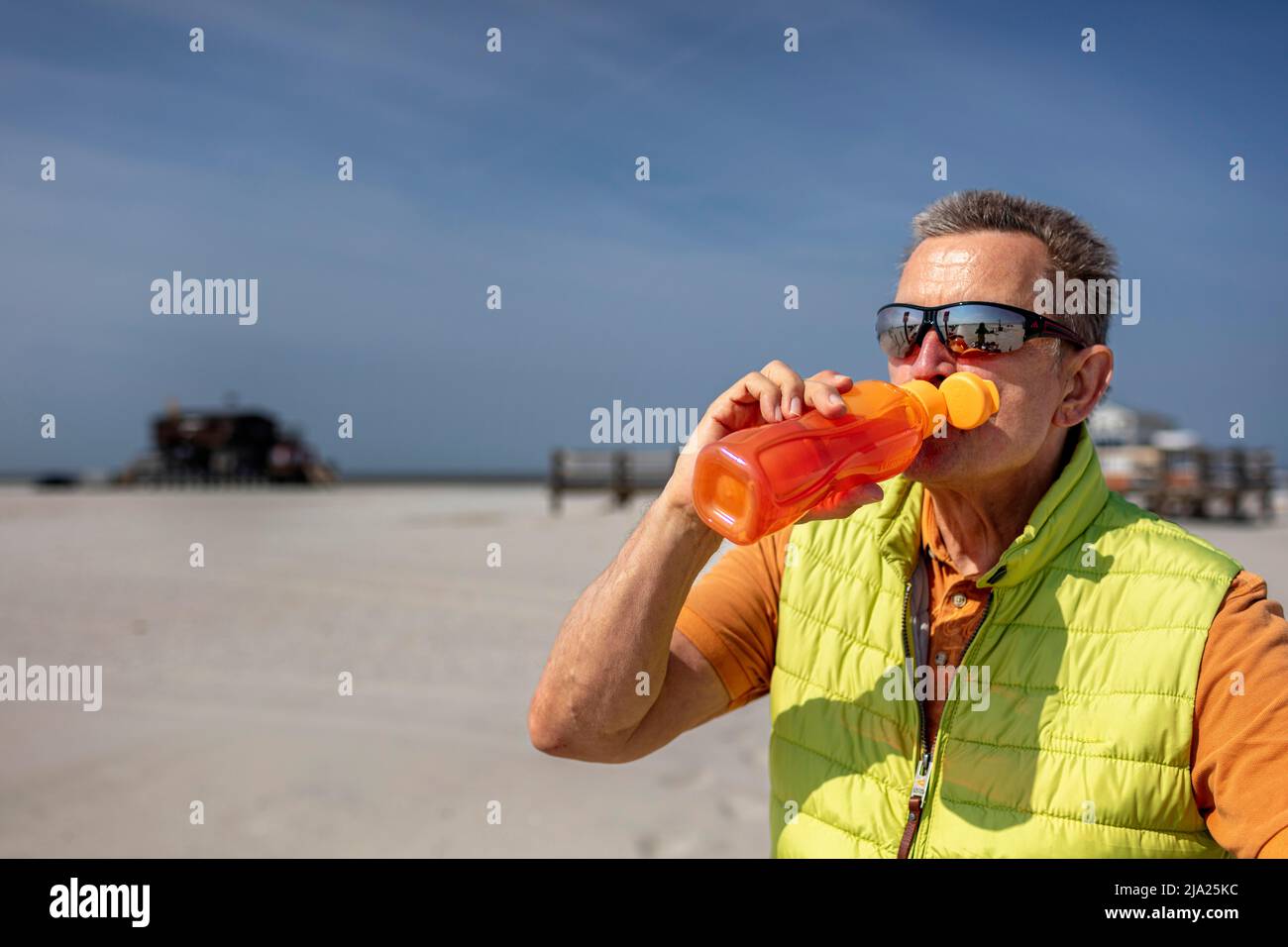 Seltzer bottle hi-res stock photography and images - Alamy