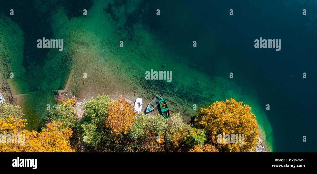 Rowing boat from above hi-res stock photography and images - Alamy