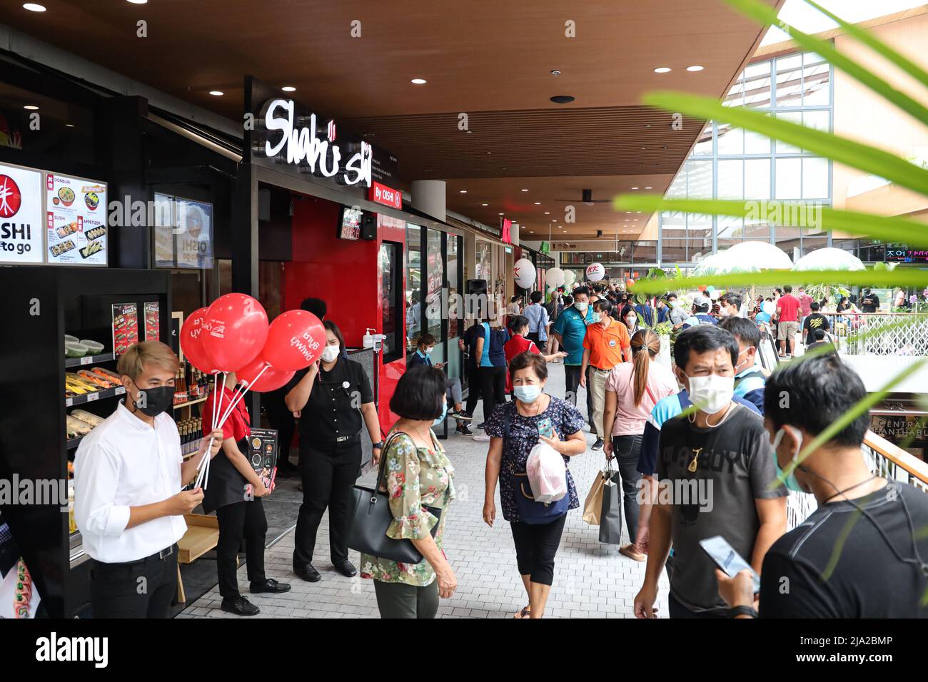 Chanthaburi, Thailand. 26th May, 2022. Sales promotions and stores ...