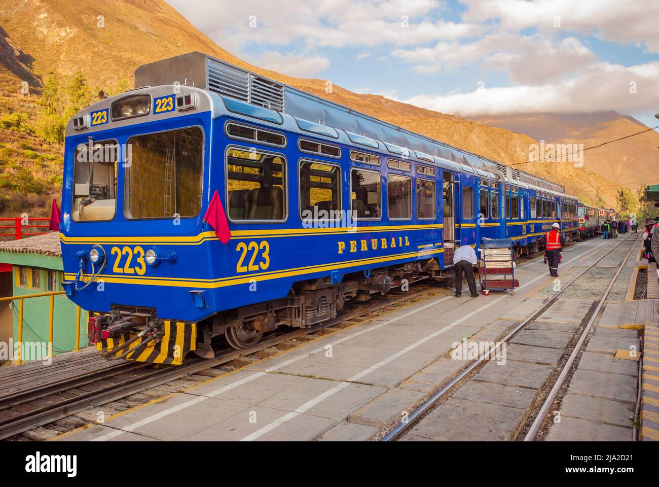 Estación de tren de lima hi-res stock photography and images - Alamy