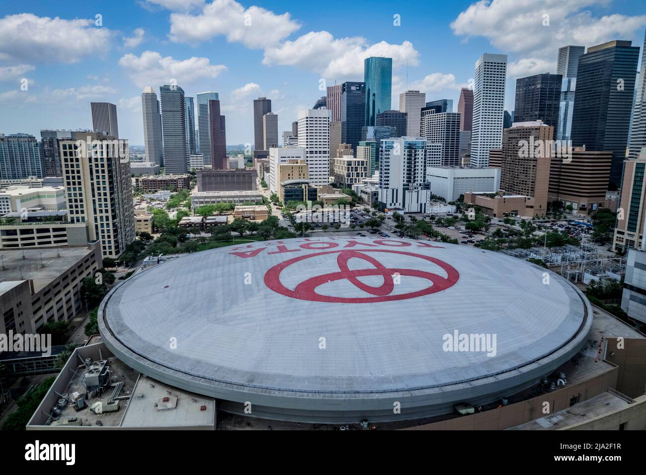 Houston, Texas, USA. 14th Sep, 2017. The Toyota Center photographed ...