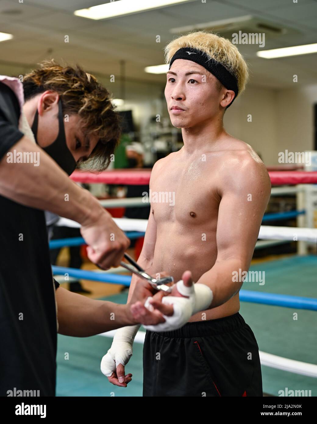 Yokohama, Kanagawa, Japan. 4th May, 2022. Naoya Inoue (JPN) Boxing ...