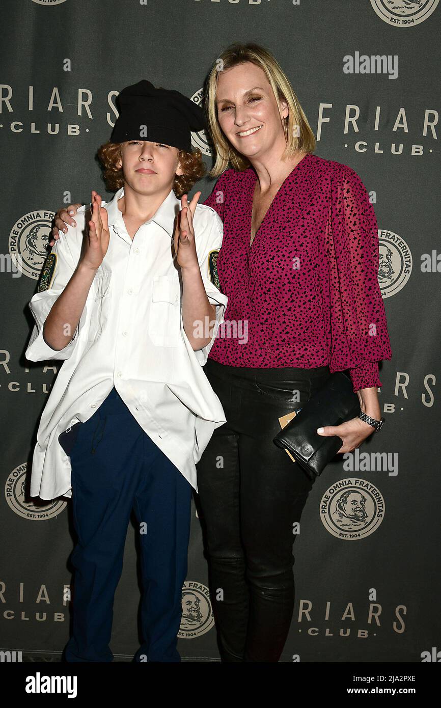 Max Gottfried, Gilbert Gottfried's son, and his wife Dara Kravitz ...