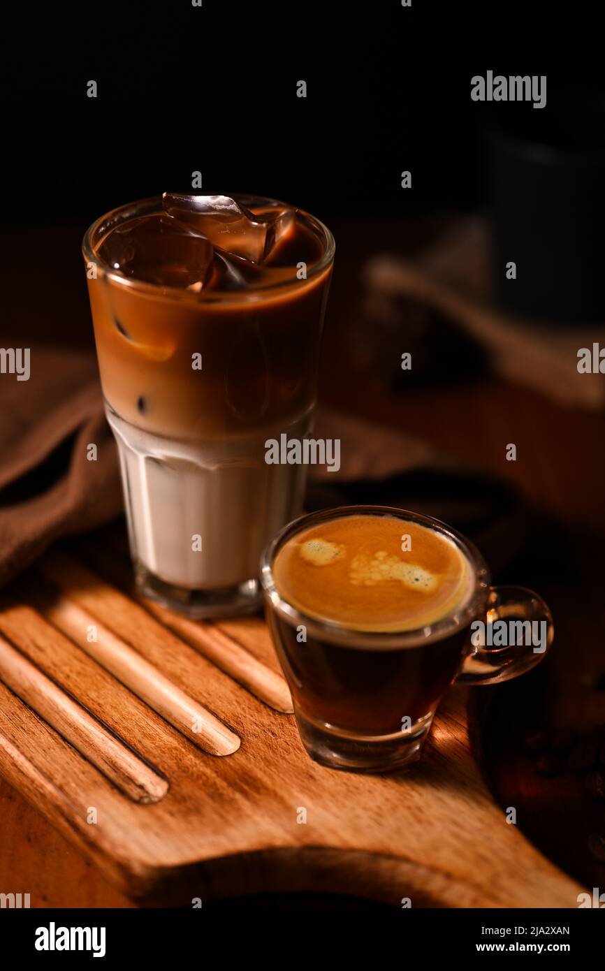 Iced lattes hi-res stock photography and images - Alamy