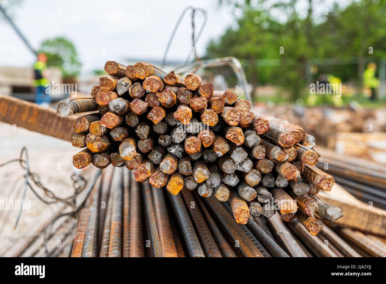 Ribbed Steel Bars Reinforcement. Reinforcing ribbed steel bar is an ...