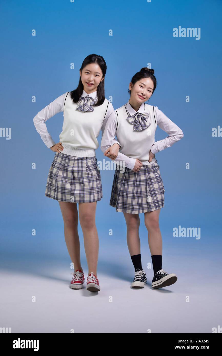 Generation mz hi-res stock photography and images - Alamy