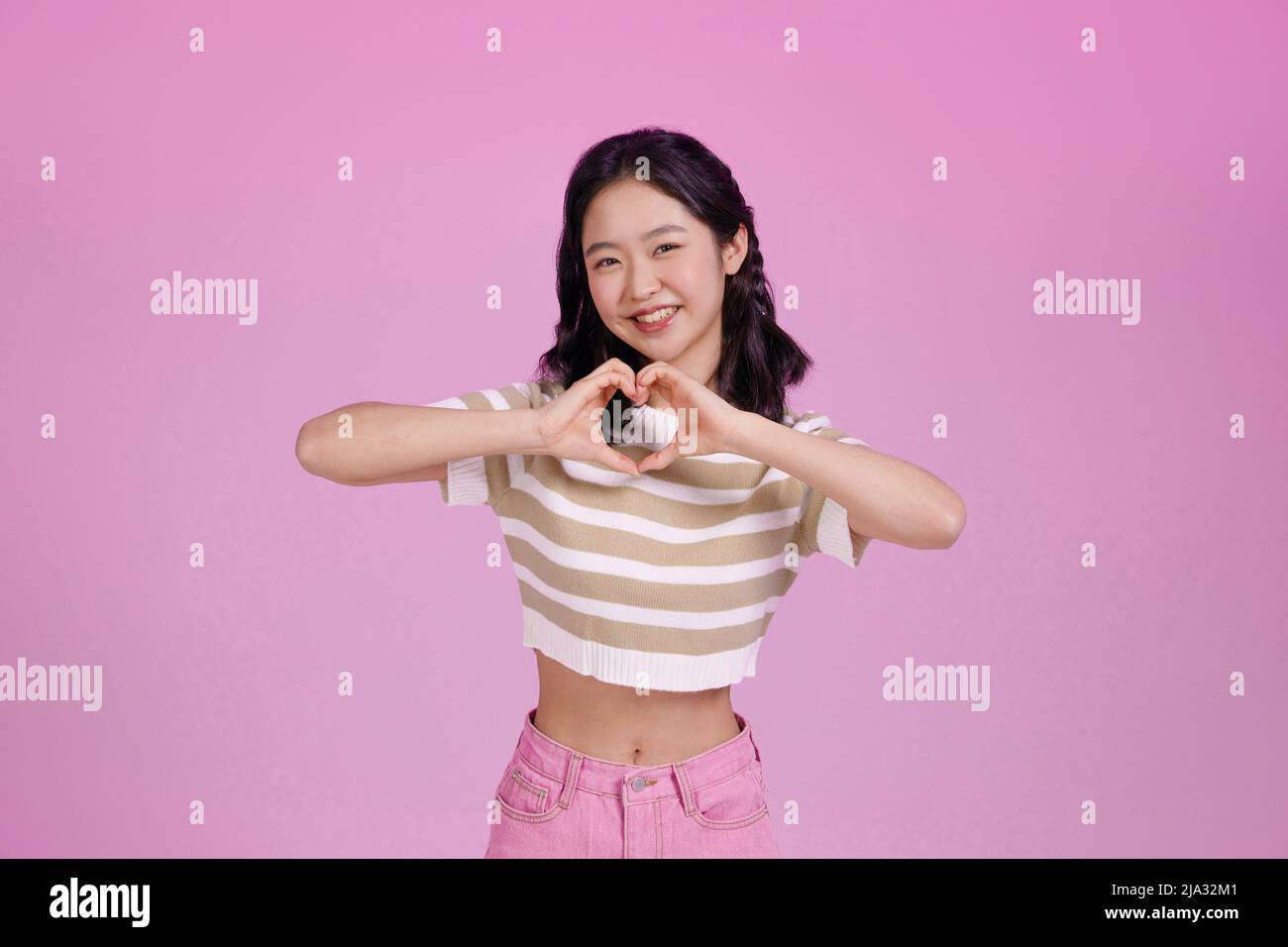 Generation mz hi-res stock photography and images - Alamy