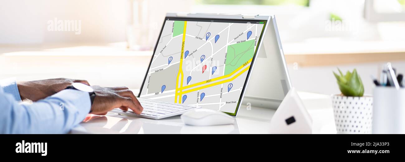 Man on a map hi-res stock photography and images - Alamy