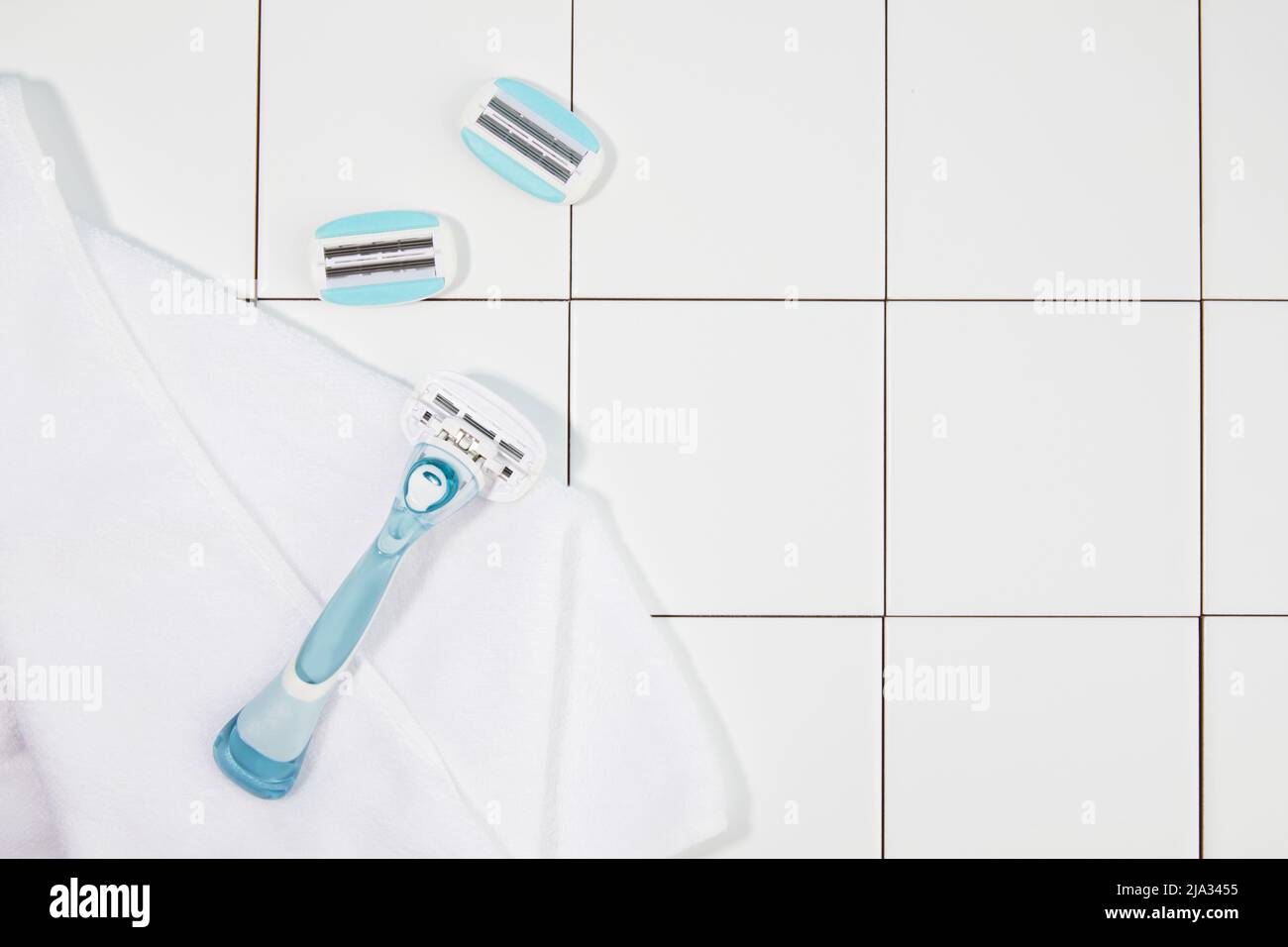 Shaving equipment products hi-res stock photography and images - Alamy