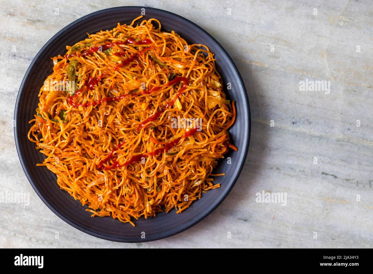 Delicious Chinese food Hakka Noodles is ready to eat Stock Photo - Alamy