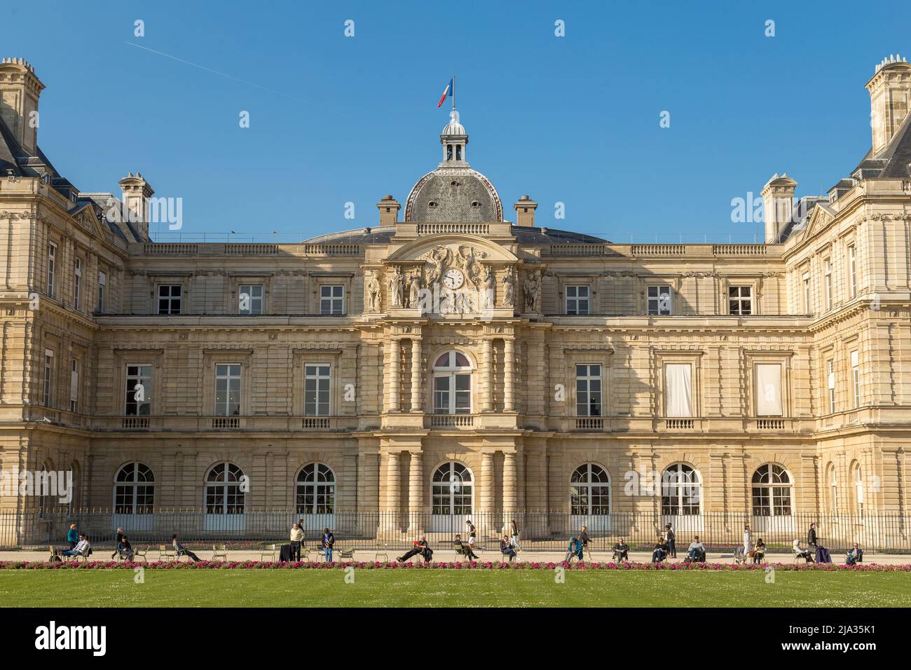 Palais de luxembourg (senate) hi-res stock photography and images - Alamy