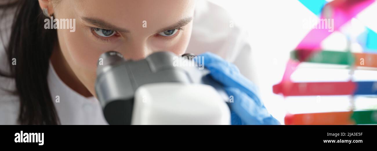 Microscope dna hi-res stock photography and images - Alamy