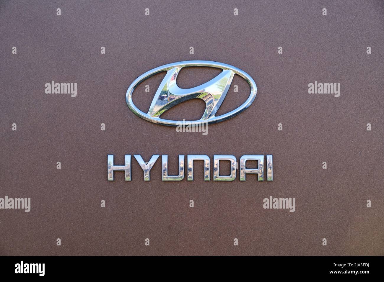 Hyundai signboard hi-res stock photography and images - Alamy