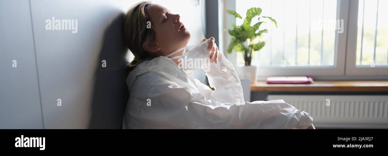 Woman without mask hi-res stock photography and images - Alamy