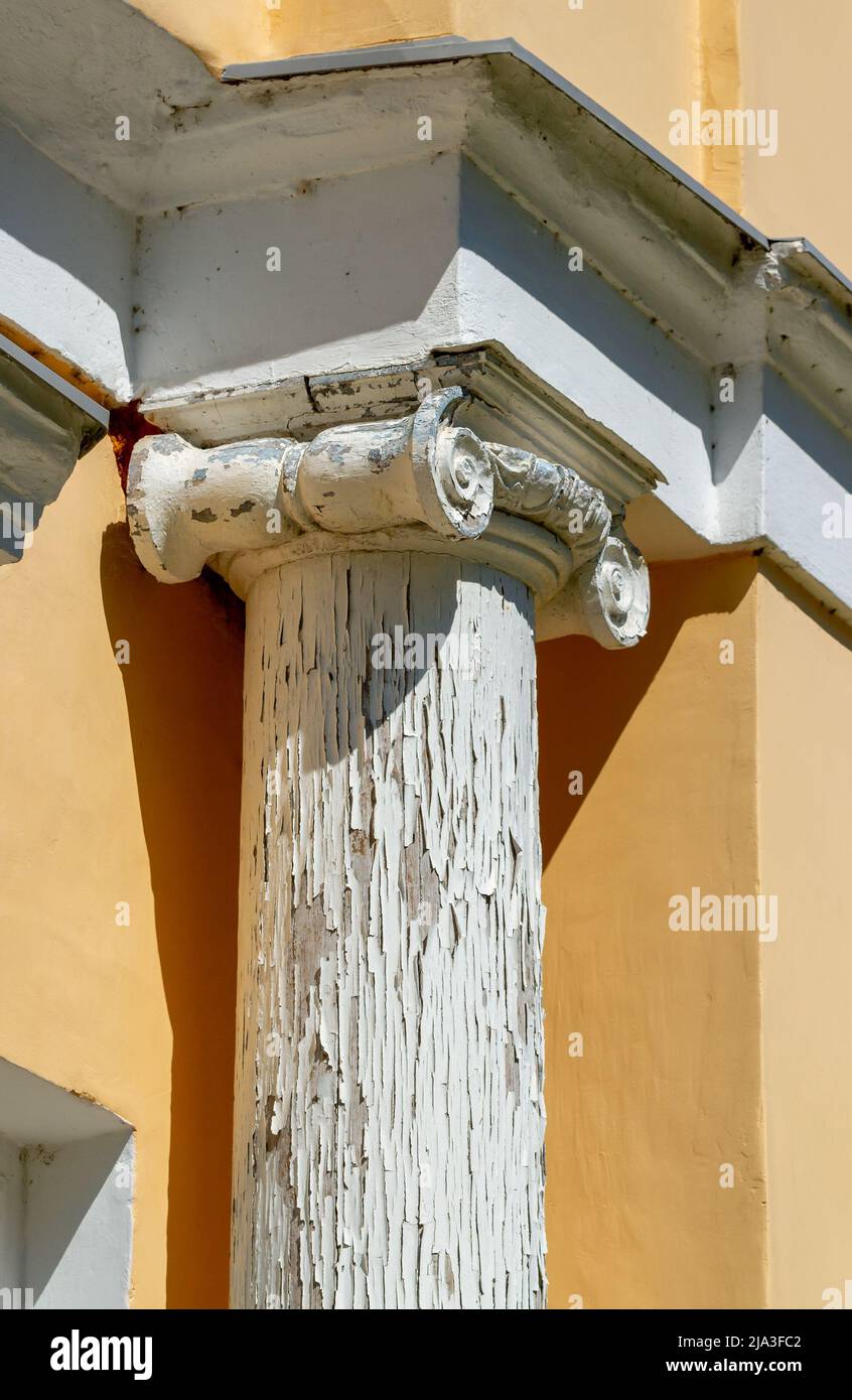 Detail of a wooden column of an old castle Stock Photo - Alamy