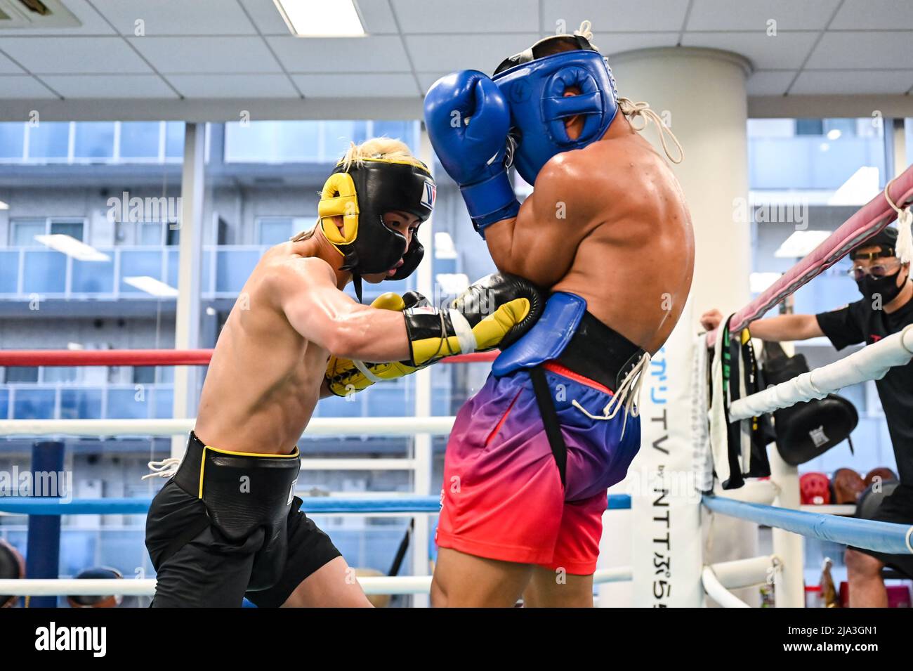 Yokohama, Kanagawa, Japan. 2nd May, 2022. Naoya Inoue (JPN) Boxing ...