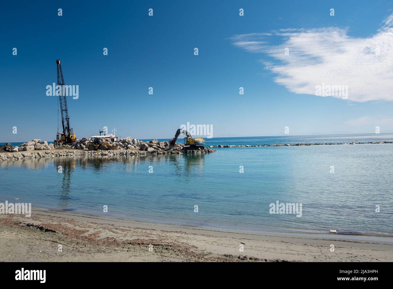 Hydraulic excavator grab hi-res stock photography and images - Alamy