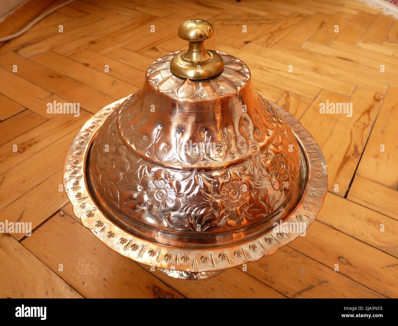 Turkish authentic, local metal dinner plate Stock Photo - Alamy