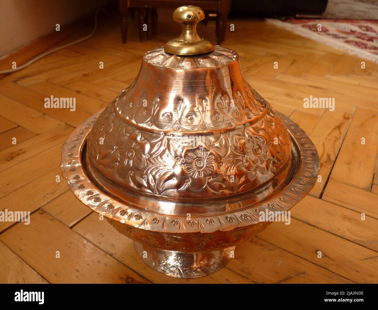 Turkish authentic, local metal dinner plate Stock Photo - Alamy