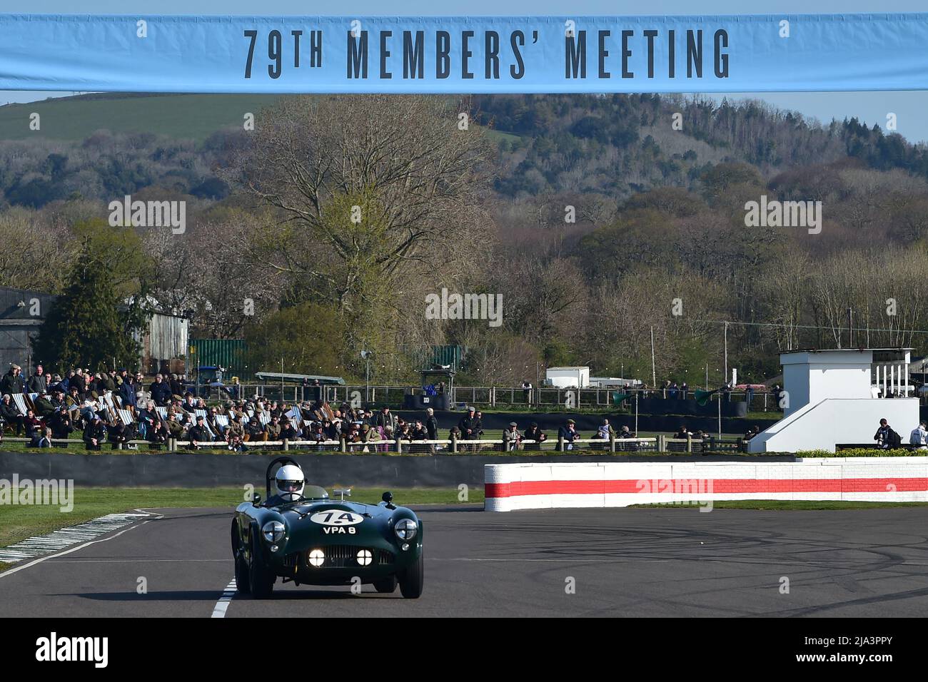 Martin Hunt, HWM Jaguar, Peter Collins Trophy, a single driver race of ...