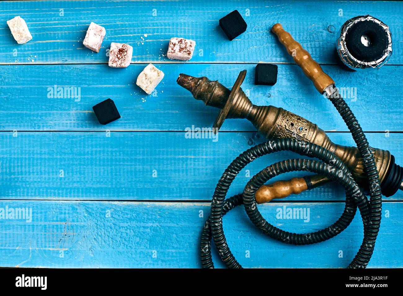 Tobacco background. Turkish smoking hookah with tobacco flavor of rahat ...